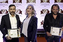 TO IL FRATI ΣΑΡΩΣΕ ΤΑ ΒΡΑΒΕΙΑ! ESTIATORIA.GR PREMIUM AWARDS 2017 - www ...