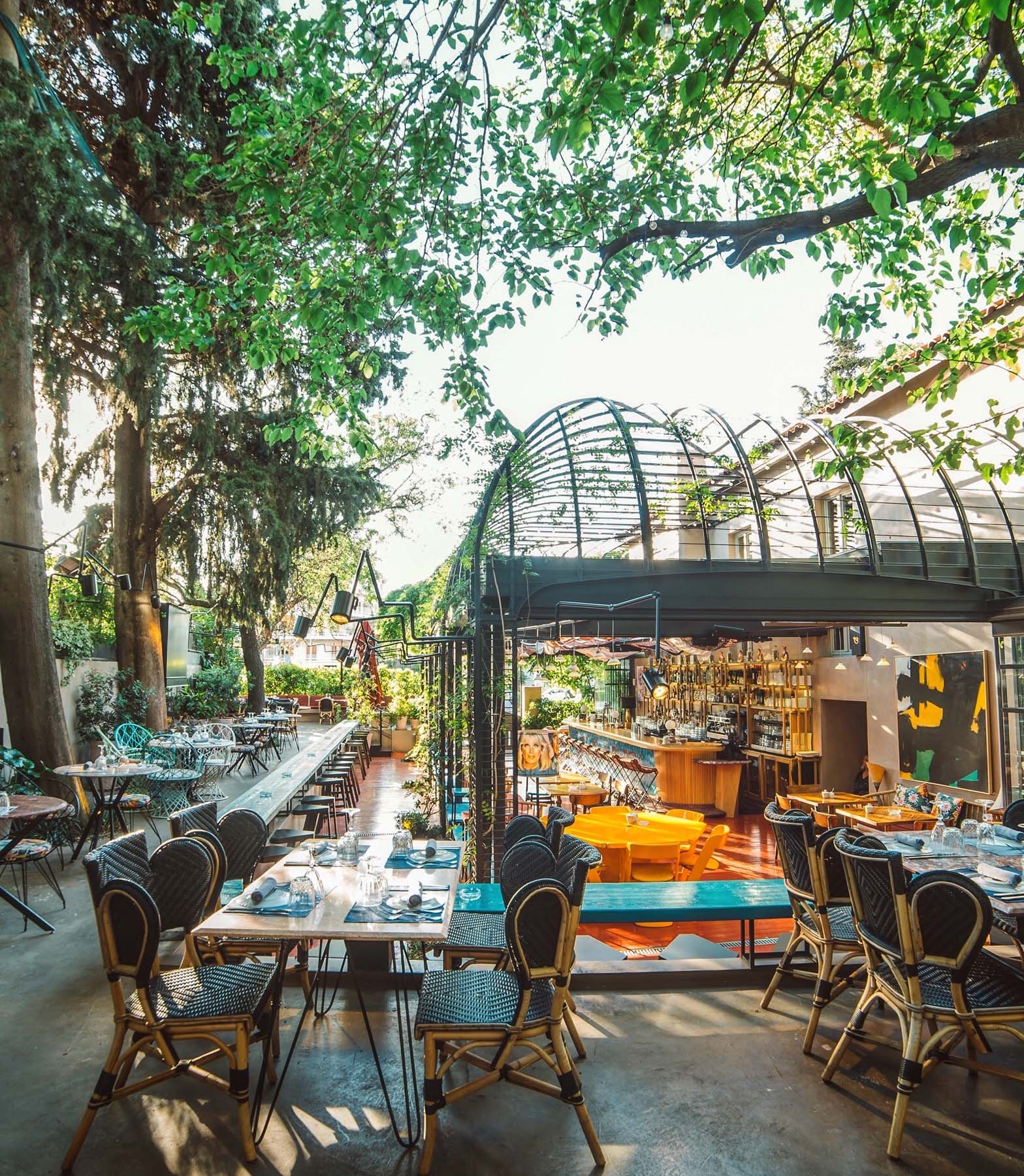ARTISANAL | ΕΛΛΗΝΙΚΟ BRUNCH ΣΤΟΝ ΚΑΤΑΠΡΑΣΙΝΟ ΚΗΠΟ ΜΕ ΤΗΝ ΟΜΟΡΦΗ ...